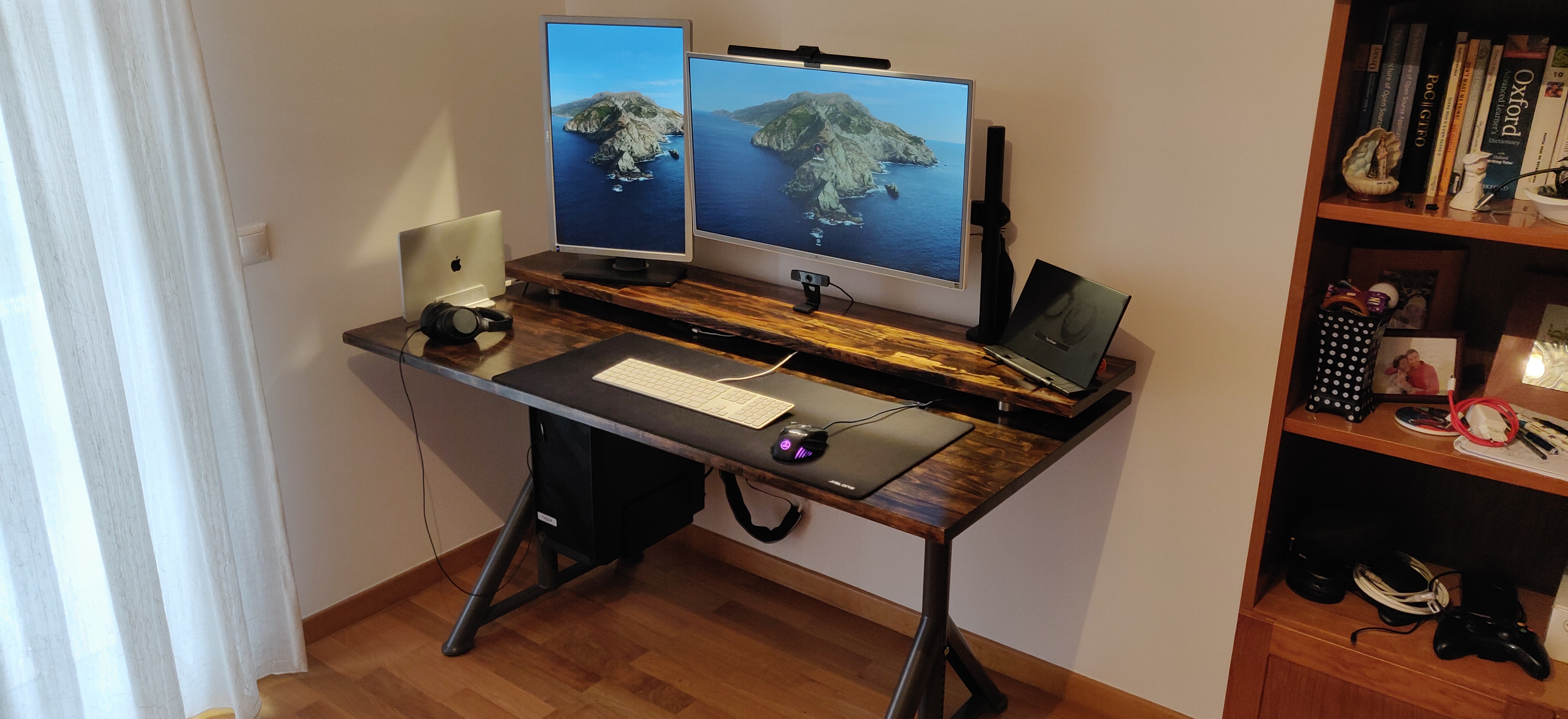 WFH desk build – Luis Rascão – Backend Developer @ Miniclip